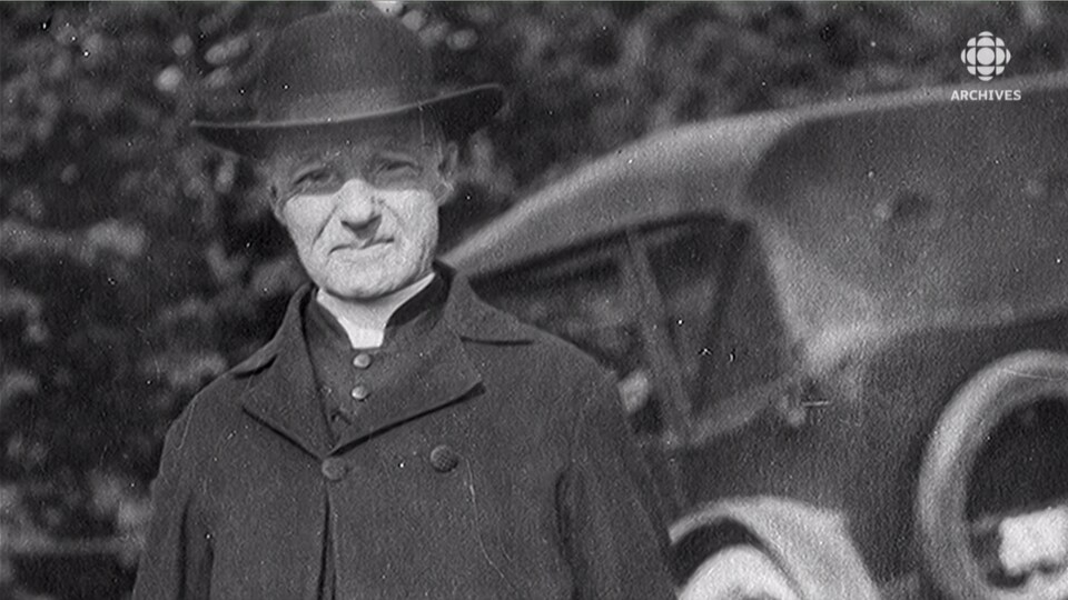 Le frère André : de simple portier à saint homme | Radio-Canada.ca