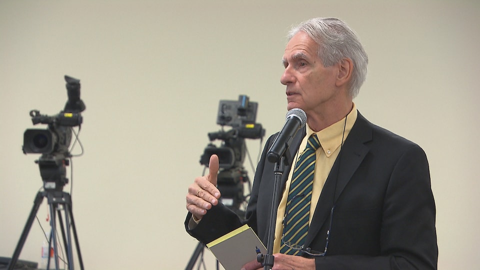 Gérard Bouchard à l'honneur à l'UQAC | Radio-Canada.ca