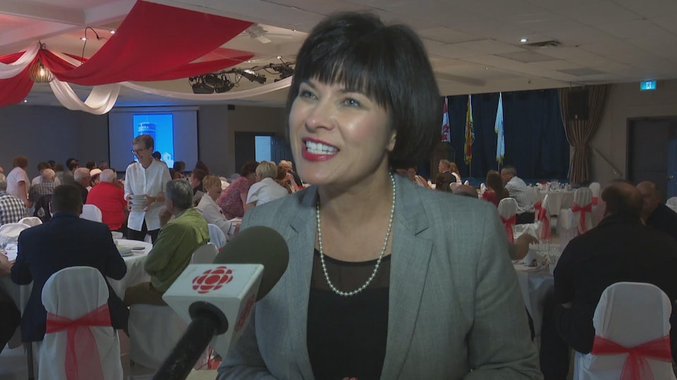 Entrevue avec Ginette Petitpas-Taylor, ministre canadienne de la Santé