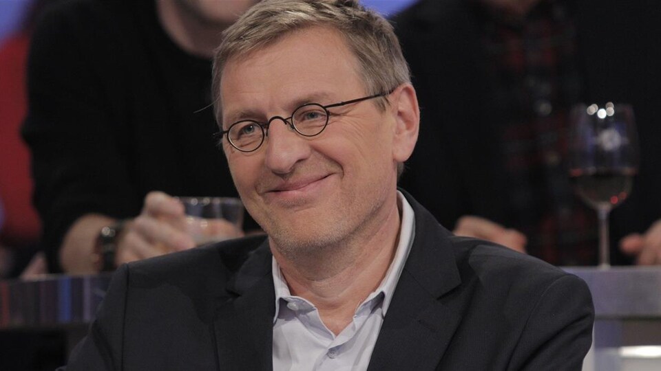 L’écrivain français Grégoire Delacourt au Salon du livre de Québec ...