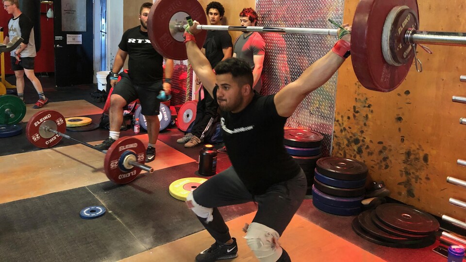 Un programme pour joindre les jeunes haltérophiles en région | Radio ...