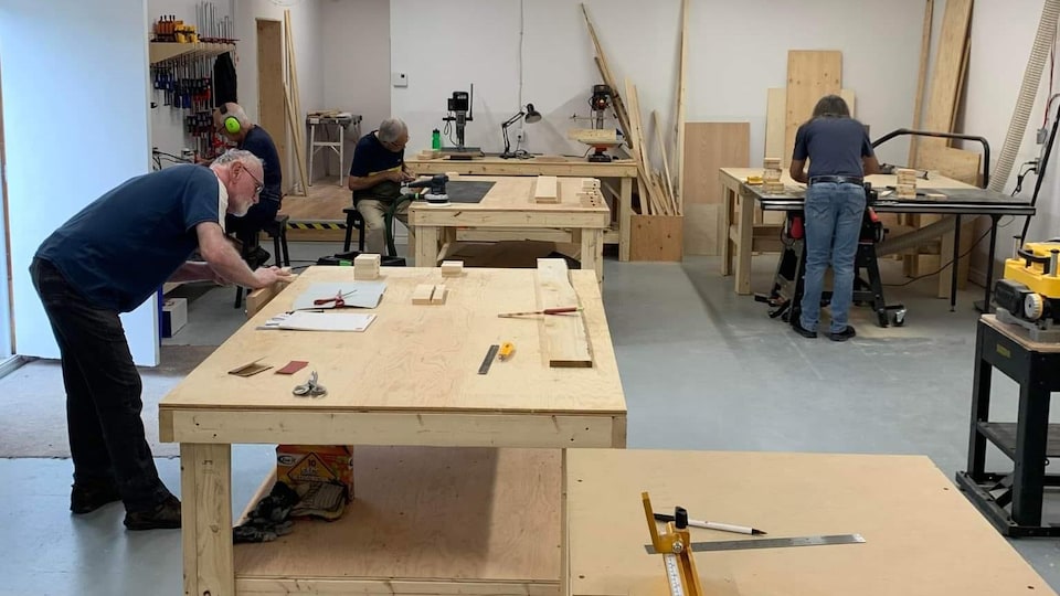 Un atelier d’ébénisterie pour briser l’isolement des hommes à Nicolet