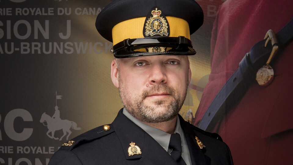 La présence du club de motards criminels des Red Devils sème l ...