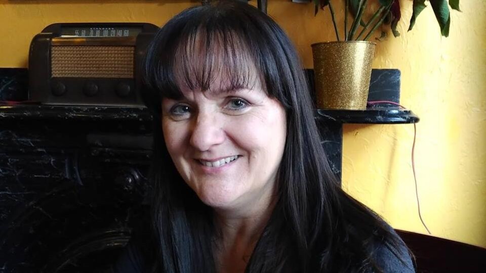 Causer mais pour quelle cause