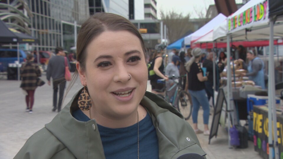 C’est le début de la saison extérieure au marché fermier de Regina ...