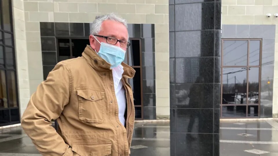 Face à 19 accusations, l’homme d’affaires Daniel Bard subira son procès ...