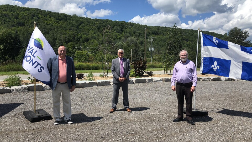 Val-des-Monts reçoit plus de 2 M $ pour améliorer son réseau routier ...