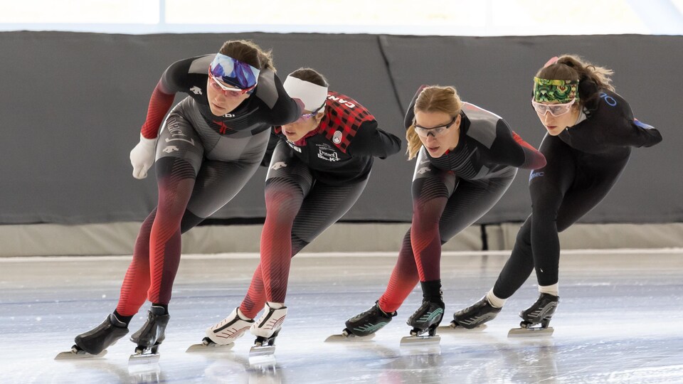 Des patineurs canadiens entendent le chant des sirènes à Québec | Radio ...