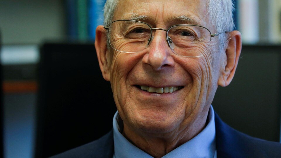 Le Prix Nobel de physique, James Peebles, célébré par la communauté ...