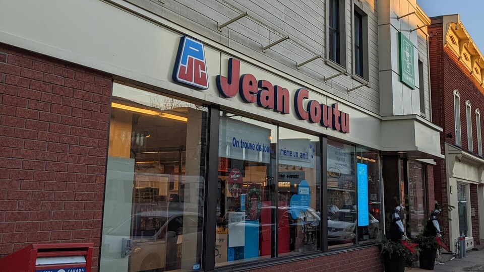 Des piluliers en atikamekw à La Tuque | La Décennie internationale des ...