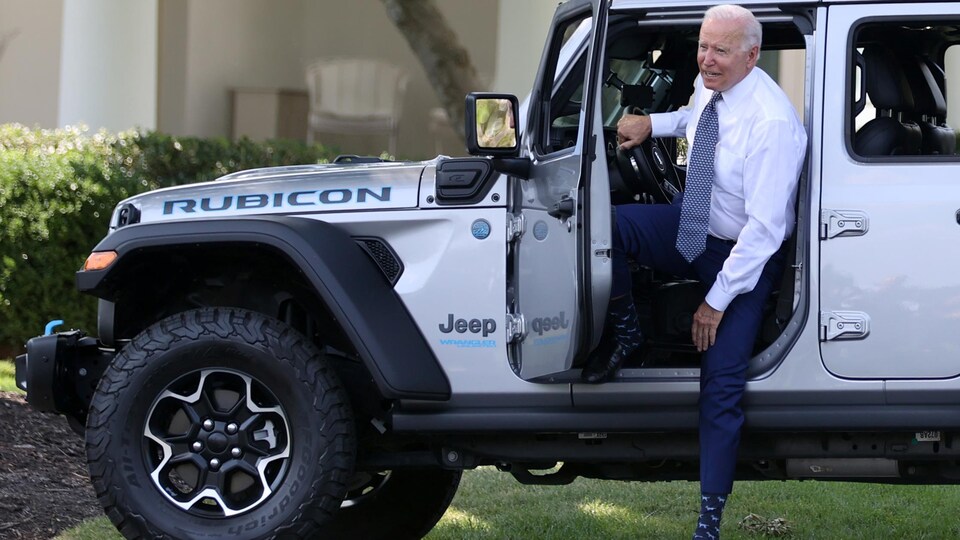 Joe Biden met le cap sur la voiture électrique | Radio-Canada.ca