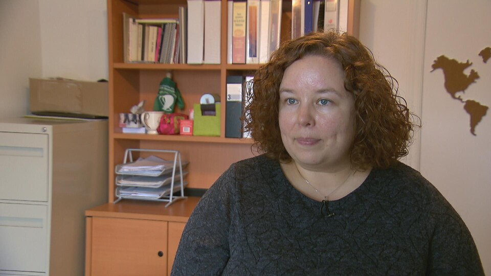 Comment la vague de dénonciation est-elle ressentie par les CALACS?