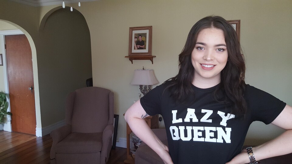 Khate Lessard, une première femme trans candidate à Occupation double ...