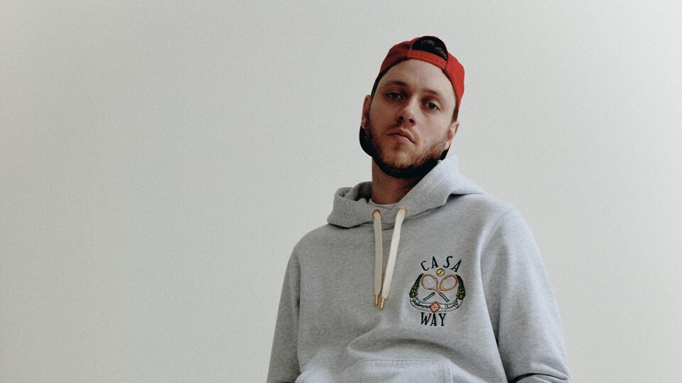 Loud fait son retour avec Aucune promesse , son premier album en trois ...