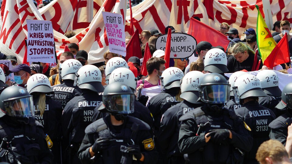 Des milliers de manifestants défilent contre le G7 en Allemagne | Radio ...