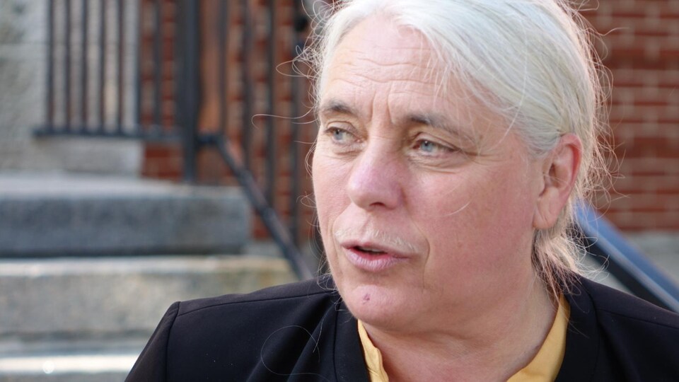 Manon Massé entame une tournée des communautés autochtones | Radio ...