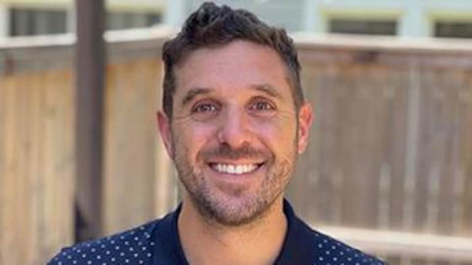 Une éclosion de COVID-19 au refuge Harvest House de Moncton inquiète ...