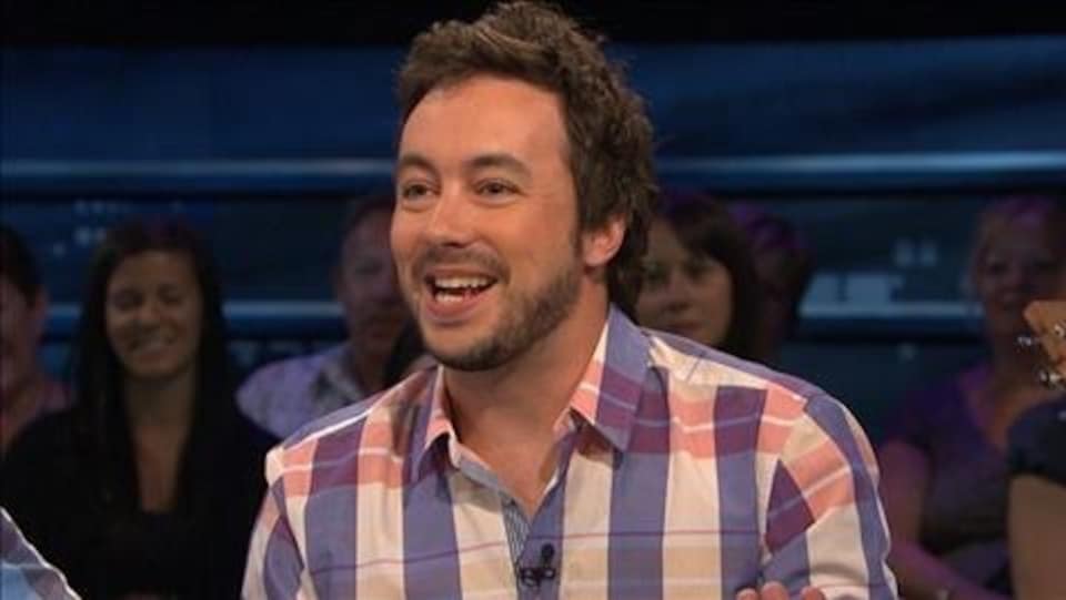 L’humoriste Mathieu Gratton va représenter le PLQ dans Laporte | Radio ...