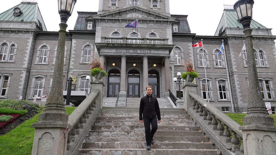 Une journée de campagne avec Mathieu Morin | Élections Canada 2019 ...