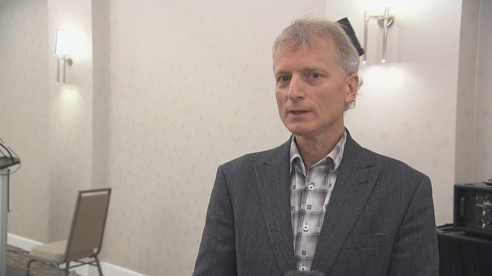 Les communications sur la COVID-19 au Nouveau-Brunswick portent à ...