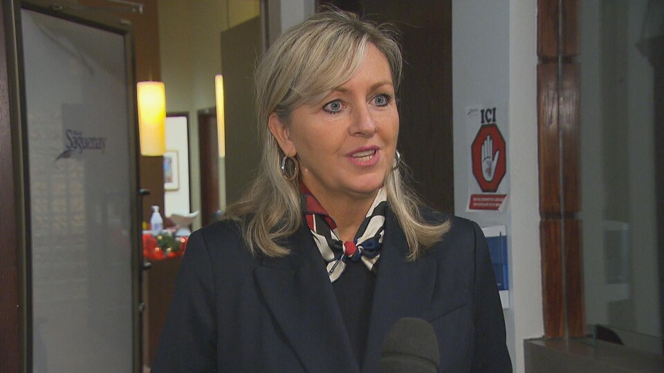 Bilan de l'année 2021 avec la ministre responsable de la région, Andrée ...