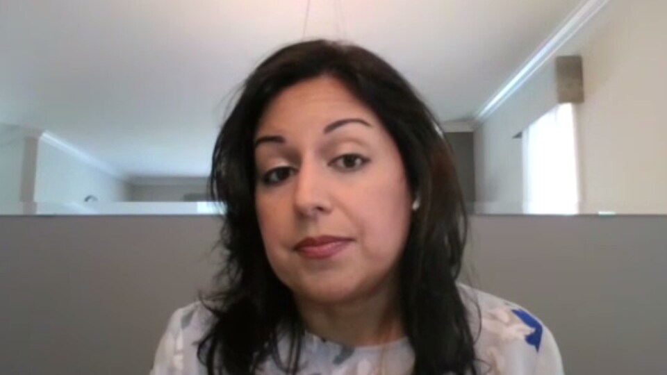 Pour ou contre les cours en ligne? Les partis sont divisés en Ontario ...