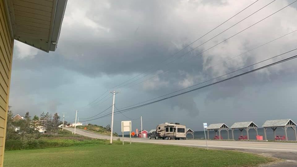 Alerte de tornade : une première dans l'Est-du-Québec | Radio-Canada.ca