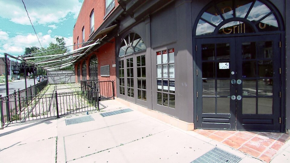 2 ans après la fusillade de Danforth, la pandémie affecte les commerces ...