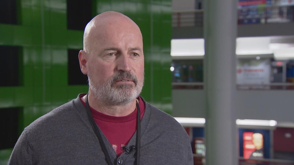 Aller devant les tribunaux pour réduire les risques liés aux armes à ...