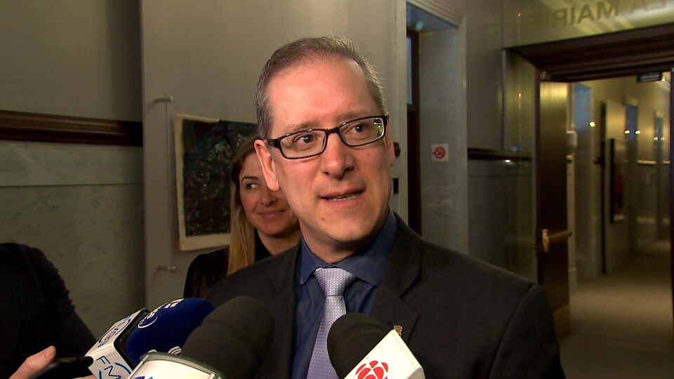 Patrick Voyer admet les ratés des systèmes de communication au SPVQ ...