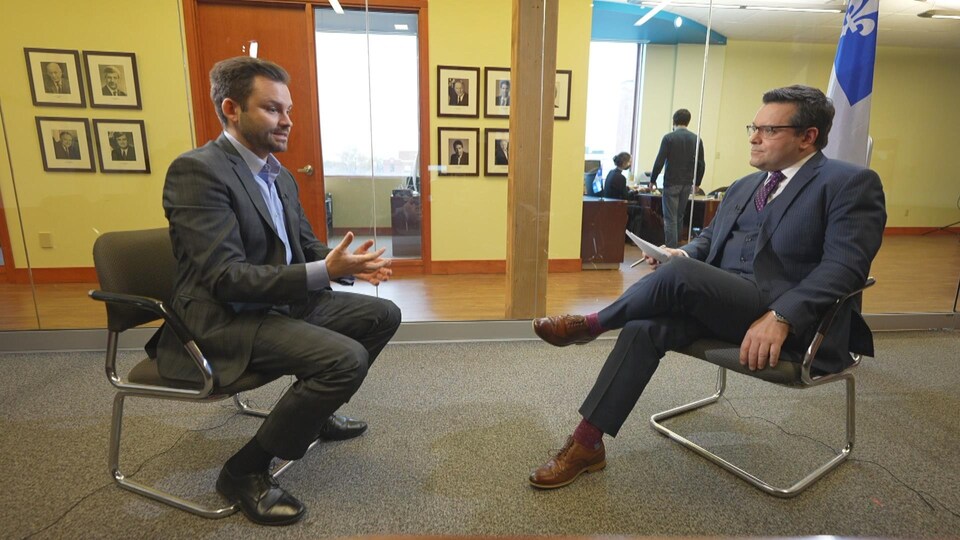 Un nouveau logo et un espoir de renouvellement pour le Parti québécois ...