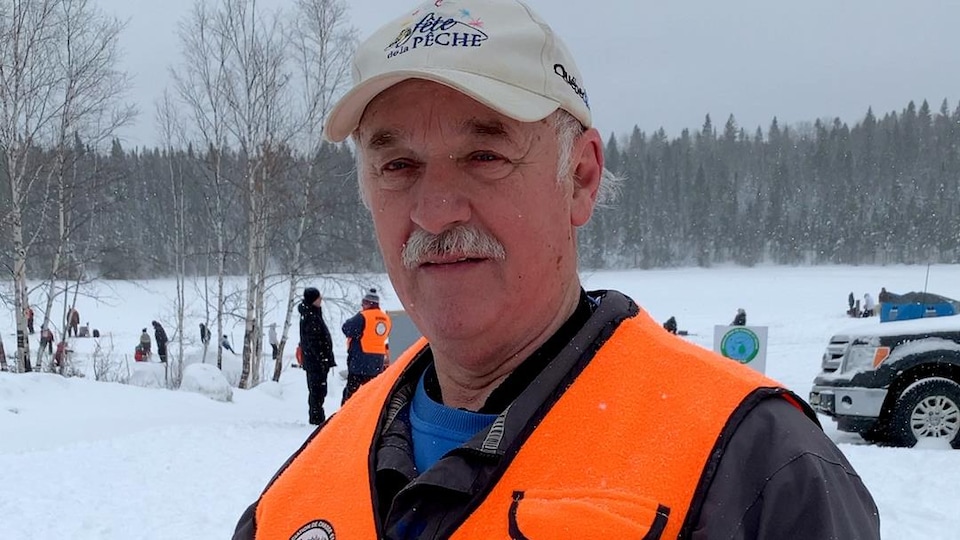 Initier les enfants à la pêche sur glace pour développer la relève ...