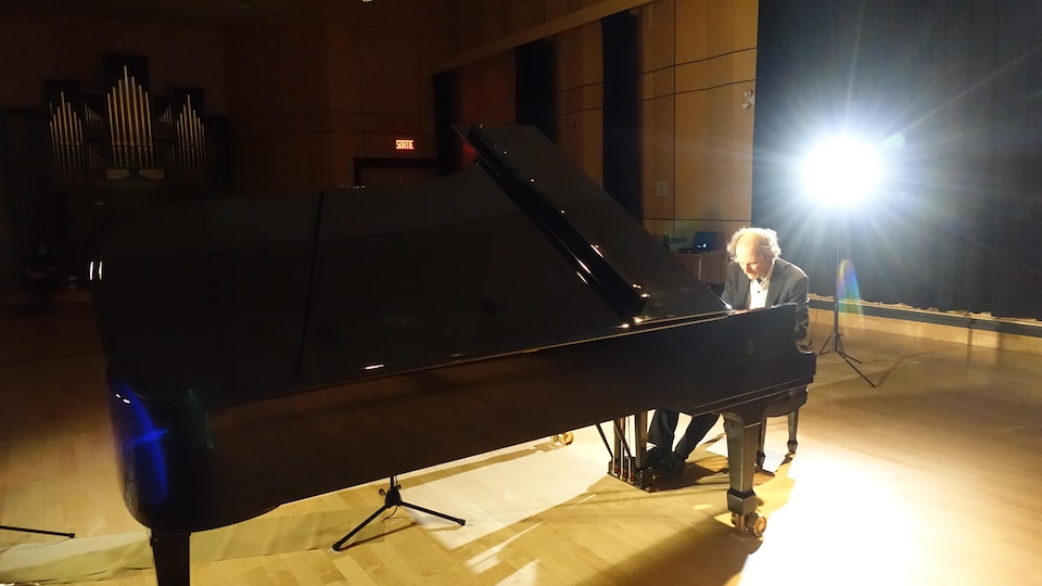 Un piano Steinway au Conservatoire de Rimouski : l'expérience de deux ...