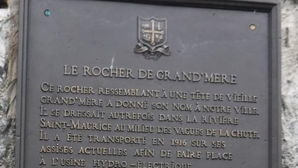 Vandalisme au rocher de Grand-Mère | Radio-Canada.ca