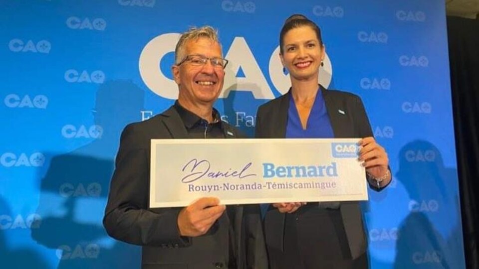 Daniel Bernard plonge officiellement avec la CAQ | Radio-Canada.ca