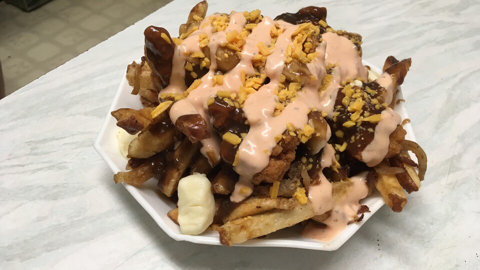 Une tournée de poutine dans le sud du Manitoba | Radio-Canada.ca