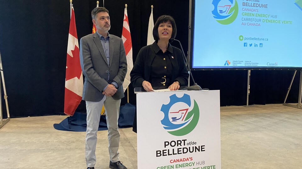 Le Port de Belledune présente son plan pour devenir un carrefour d ...