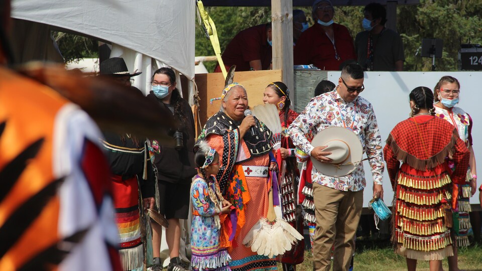 Après deux ans sans pow-wow, les Atikamekw se retrouvent au son du ...