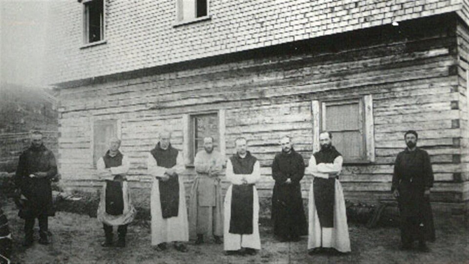 Un journaliste 24 heures chez les moines