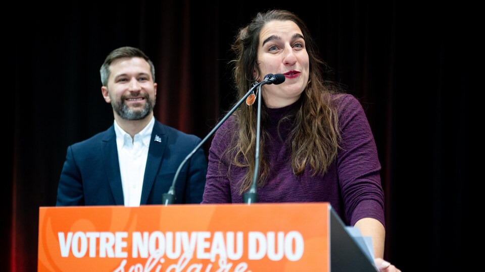 Démission chez QS : Guy Leclerc salue le courage d’Émilise Lessard-Therrien