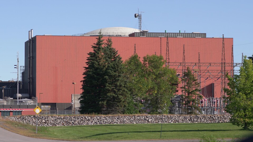 La centrale nucléaire Gentilly-2 à la dernière étape avant sa mise en ...