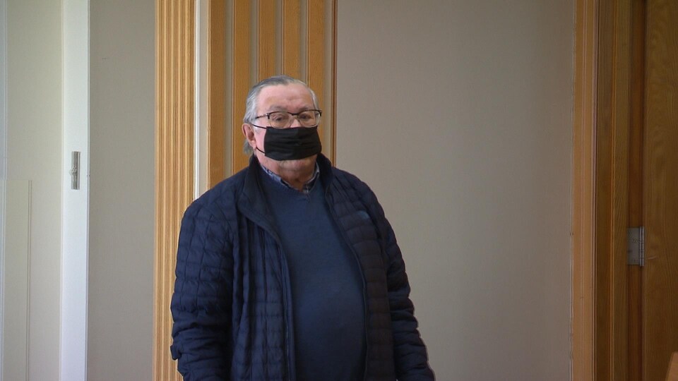 Début du procès de l’ancien chef de Pessamit René Simon pour agression ...