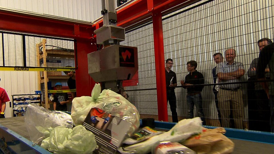 Un robot à l'incinérateur de Québec