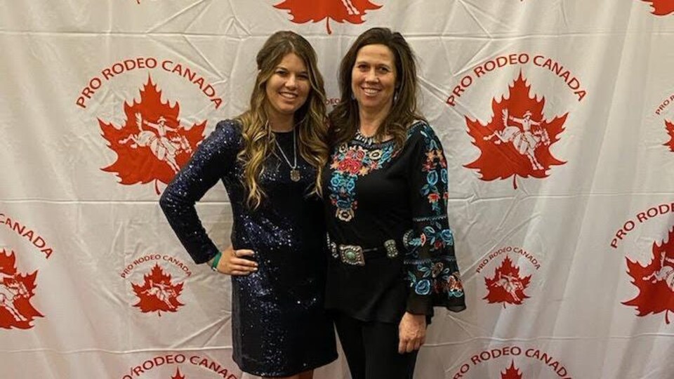 Une nouvelle discipline de cowgirls aux Finales canadiennes de rodéo
