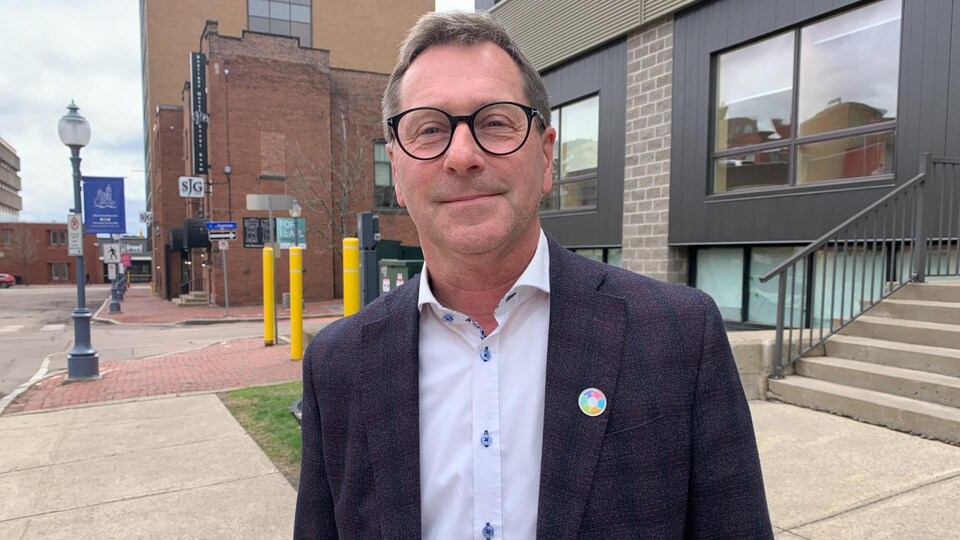 Des migrants du chemin Roxham accueillis à bras ouverts dans des ...