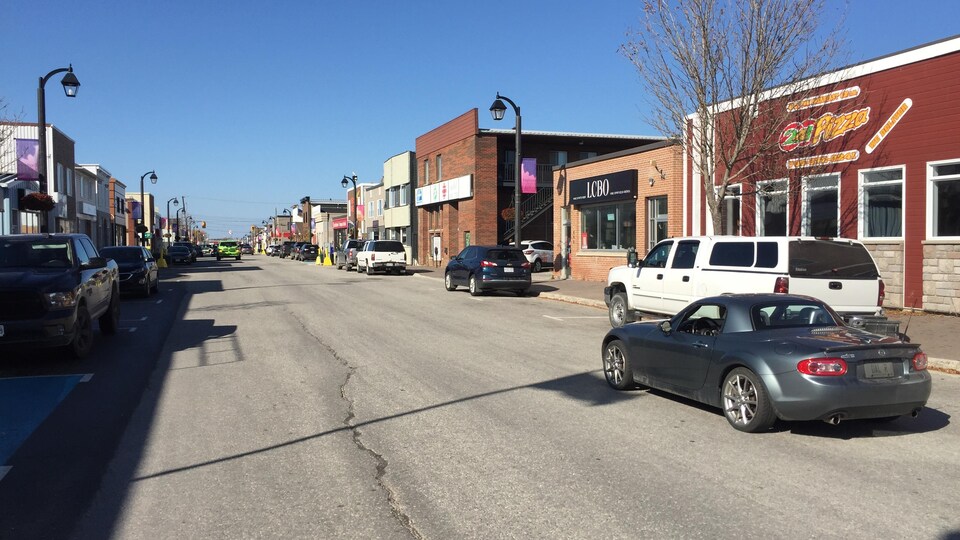 Les folles années des bars clandestins de Hearst | Fureteur nord ...