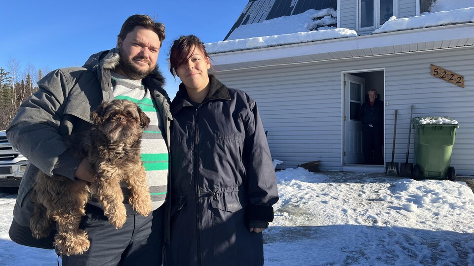 Une famille de Pointe-aux-Anglais sans logis à l’approche de Noël ...