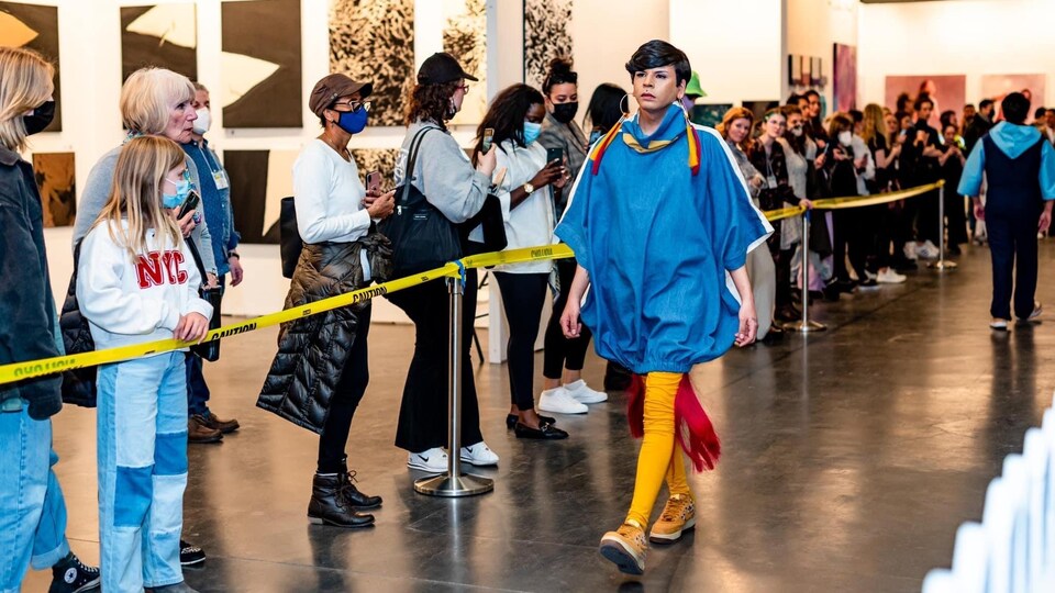 Un artiste autochtone de Moose Factory invité à la Semaine de la mode à ...