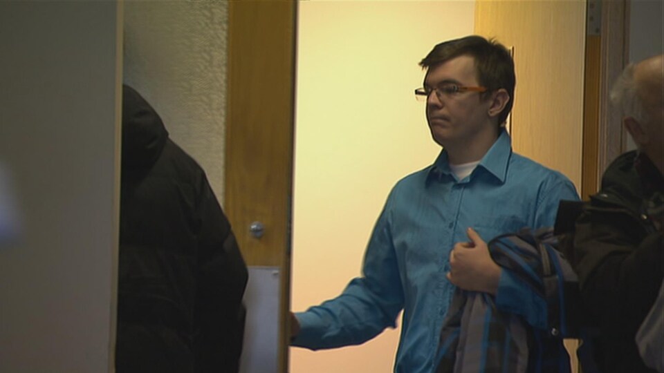 Sébastien Tremblay écope de deux ans de prison pour attouchements ...