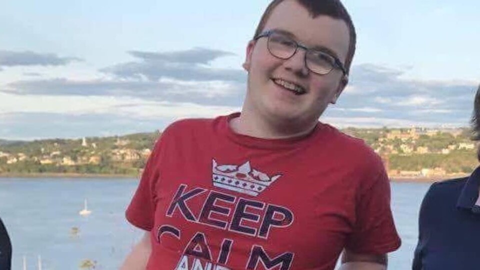 Intimidation : la sœur du jeune Simon Dufour pour une enquête criminelle